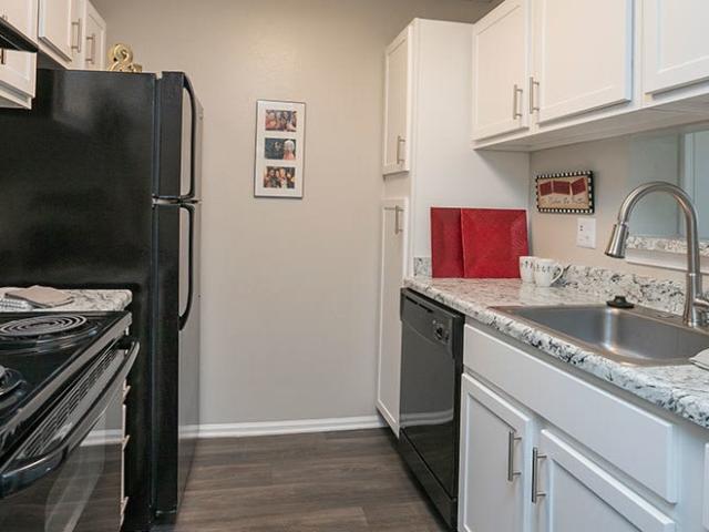 1 BR, 1 BA Apartment 100 Brentwood Place Unit 0413, Nashville, TN 37211