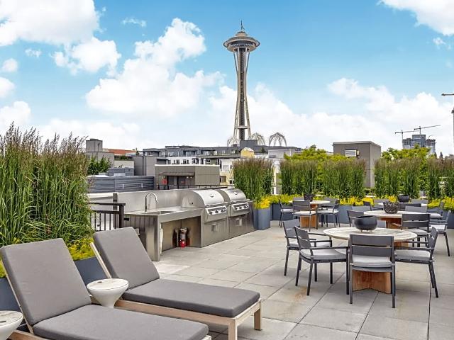 1 BR, 1 BA Apartment 100 Denny Way Unit 409, Seattle, WA 98109