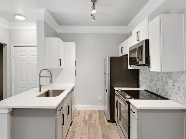 1 BR, 1 BA Apartment 100 Saluda Court Unit 736, Chapel Hill, NC 27514
