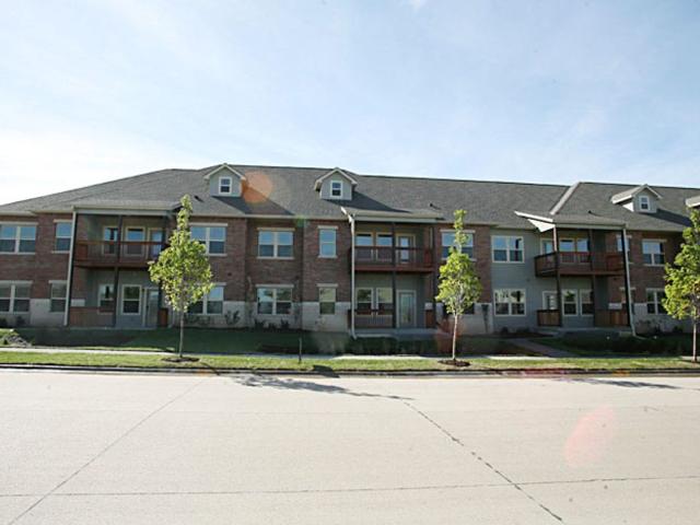 1 BR, 1 BA Apartment 1011 North 192nd Street Unit B 1004 Unit 310 A780 Lake View, Elkhorn, NE 68022