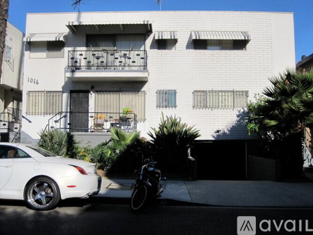 1 BR, 1 BA Apartment 1016 North Orange Grove Avenue, Unit 3, West Hollywood, CA 90046