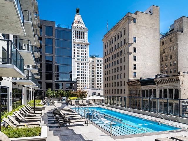 1 BR, 1 BA Apartment 101 West Fourth Street Unit 808, Cincinnati, OH 45202