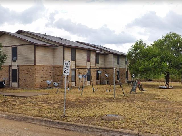 1 BR, 1 BA Apartment 101 Deerwood Drive, Sonora, TX 76950