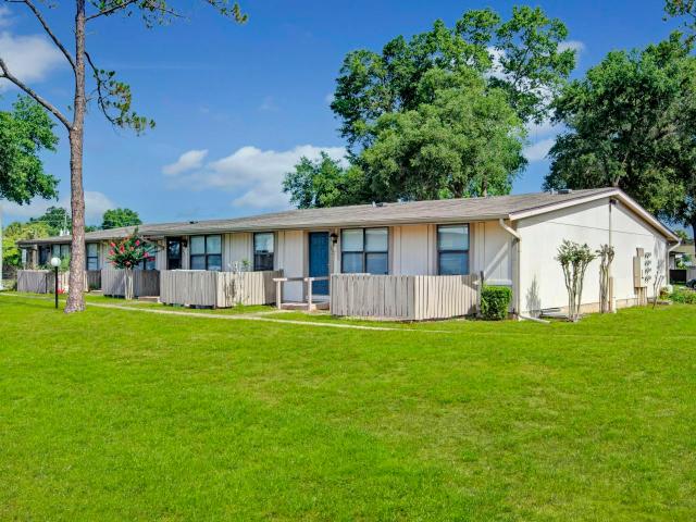 1 BR, 1 BA Apartment 101 E New Hampshire Ave Unit 06D, Deland, FL 32724