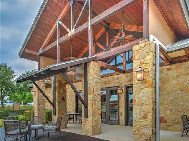 1 BR, 1 BA Apartment 101 North Roaring Springs Road Unit 02307, Fort Worth, TX 76114