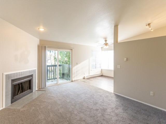 1 BR, 1 BA Apartment 1020 112th St SW Unit F205, Everett, WA 98204