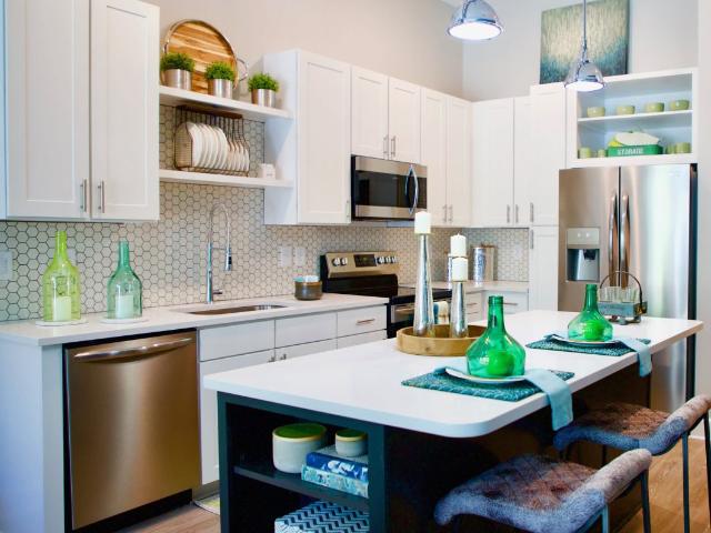 1 BR, 1 BA Apartment 1020 East Broad Street Unit 306, Savannah, GA 31401