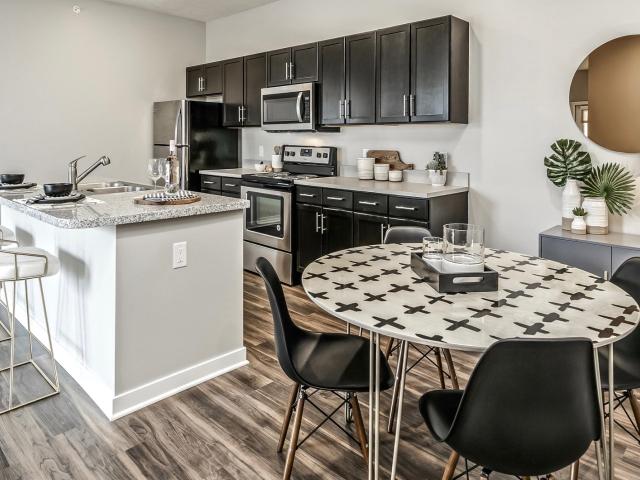 1 BR, 1 BA Apartment 10215 Cape Cod Landing Unit 115 A, Bellevue, NE 68123