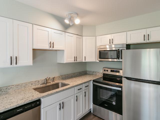 1 BR, 1 BA Apartment 1024 South Brown Street Unit C17, Jackson, MI 49203