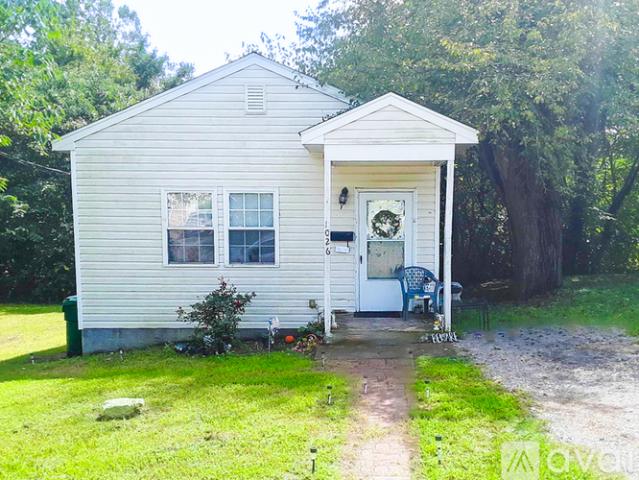 1 BR, 1 BA Apartment 1026 Stainback St, Petersburg, VA 23803