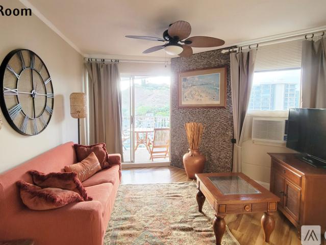 1 BR, 1 BA Apartment 1031 Maunaihi Place, Unit 1006, Honolulu, HI 96822