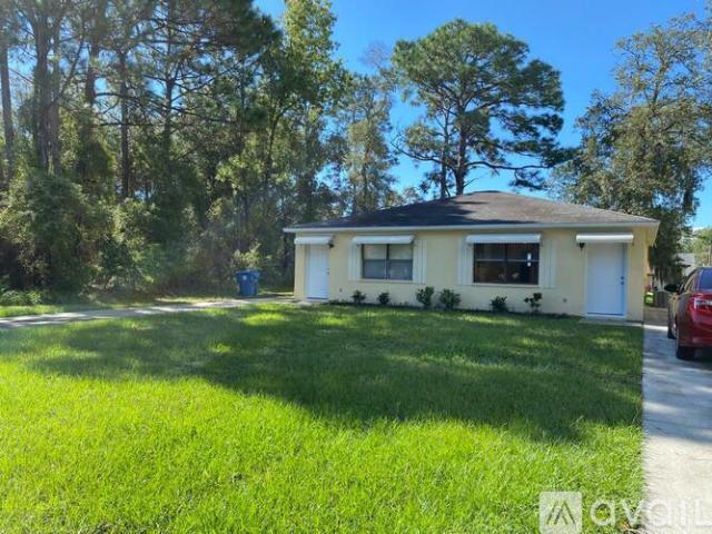 1 BR, 1 BA Apartment 10320 Usher Street, Unit Right Side, Spring Hill, FL 34608