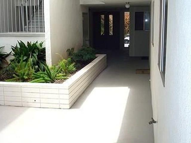 1 BR, 1 BA Apartment 1033 3rd St, Santa Monica, CA 90403