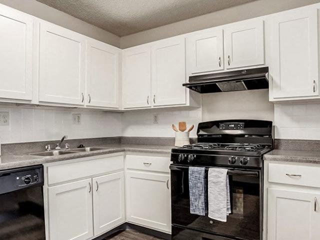 1 BR, 1 BA Apartment 10380 Conser Street Unit 3721A2, Overland Park, KS 66212