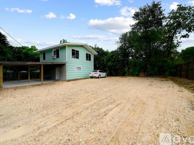 1 BR, 1 BA Apartment 107 Meiners St, Unit Unit B, San Marcos, TX 78666
