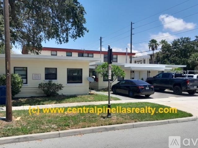 1 BR, 1 BA Apartment 1046 S Ft Harrison Ave, Unit 3, Clearwater, FL 33756