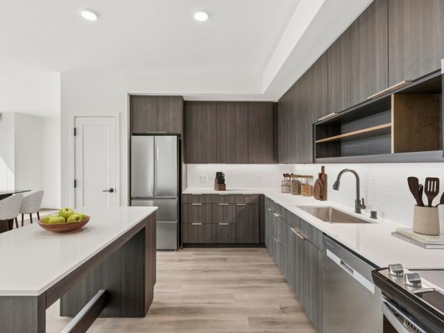 1 BR, 1 BA Apartment 10500 4th Avenue NE Unit 707, Seattle, WA 98125