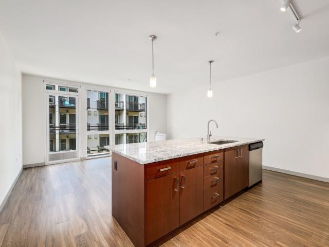 1 BR, 1 BA Apartment 105 Warren Ave N Unit 514, Seattle, WA 98109