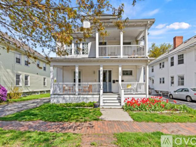 1 BR, 1 BA Apartment 105 Dartmouth Street, Unit Unit 3, Portland, ME 04103