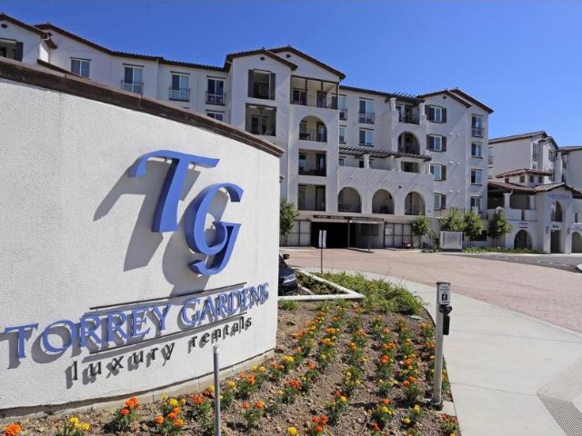 1 BR, 1 BA Apartment 10615 Calle Mar De Mariposa Unit Malaga, San Diego, CA 92130
