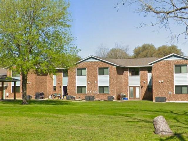 1 BR, 1 BA Apartment 106 Walnut Street, Hallettsville, TX 77964