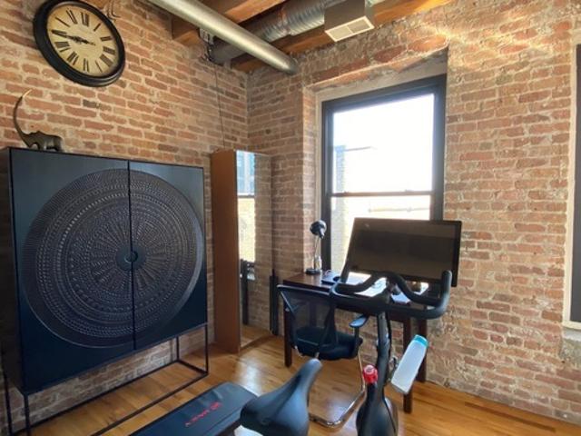 1 BR, 1 BA Apartment 106 North Aberdeen Street, Unit 4A, Chicago, IL 60607