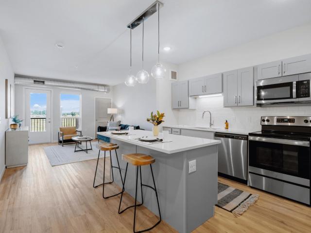 1 BR, 1 BA Apartment 10717 Austin Street Unit 532, Minneapolis, MN 55449