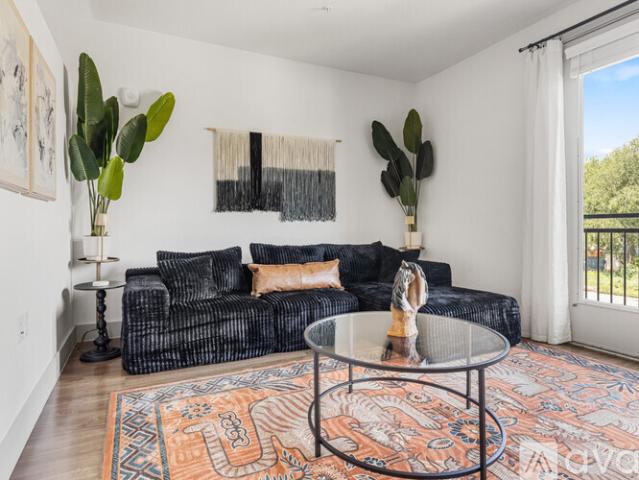 1 BR, 1 BA Apartment 10820 South Interstate 35 Frontage Road, Unit 4210, Austin, TX 78748
