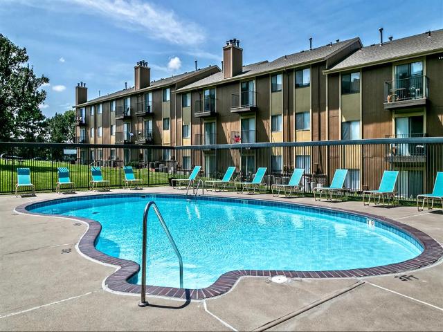 1 BR, 1 BA Apartment 10834 Cottonwood Lane Unit 10840 13, Omaha, NE 68164