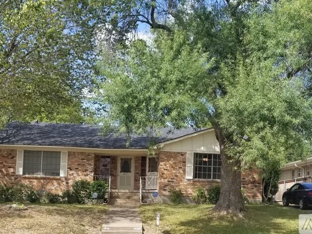 1 BR, 1 BA Apartment 10833 Marchant Circle, Dallas, TX 75218