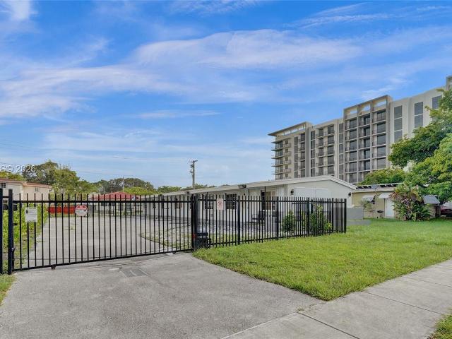 1 BR, 1 BA Apartment 1085 Northeast 126th Street, North Miami, FL 33161