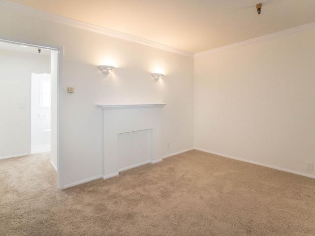 1 BR, 1 BA Apartment 10900 Culver Blvd Culver City, CA 90230