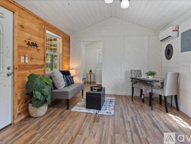 1 BR, 1 BA Apartment 10931 Beechcraft Rd, Bon Aqua, TN 37025