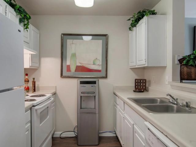 1 BR, 1 BA Apartment 10990 Highland Meadow Dr Unit 9 912, Houston, TX 77089