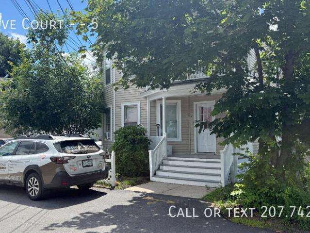 1 BR, 1 BA Apartment 10 Cove Court, Rochester, NH 03867