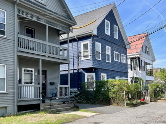 1 BR, 1 BA Apartment 10 Stanford Terrace, Unit 3, Somerville, MA 02143