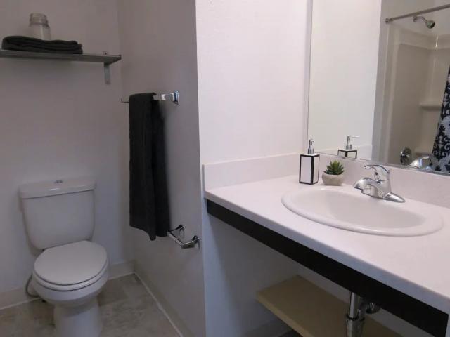 1 BR, 1 BA Apartment 1100 17th Street, Sacramento, CA 95811