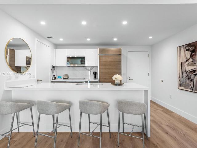 1 BR, 1 BA Apartment 1100 South Miami Avenue, Miami, FL 33130