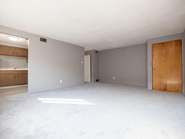 1 BR, 1 BA Apartment 1101 1105 Broadway Avenue Unit Unit 1105 122, East Mc Keesport, PA 15035