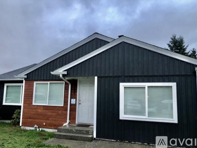 1 BR, 1 BA Apartment 1105 Lafayette St S, Unit Room 2, Parkland, WA 98444