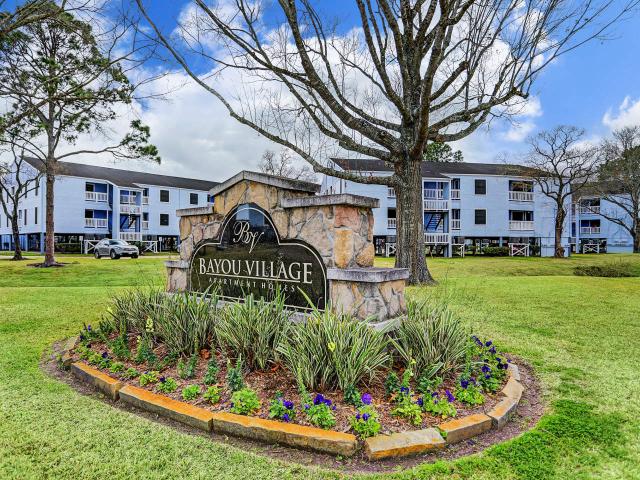 1 BR, 1 BA Apartment 110 W Deats Rd Unit 2 77, Dickinson, TX 77539