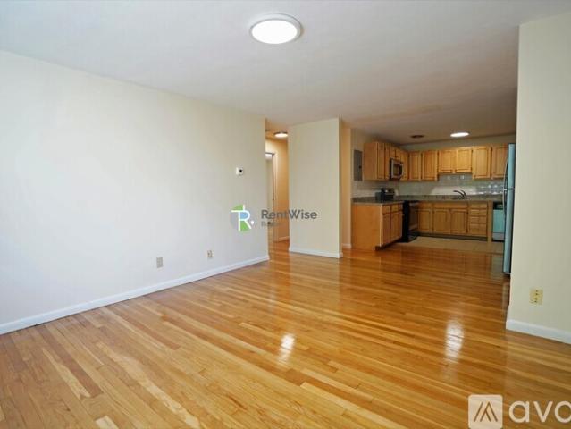 1 BR, 1 BA Apartment 110 Babcock Street, Unit 13, Brookline, MA 02446
