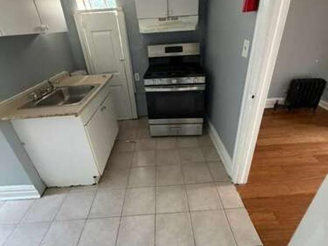 1 BR, 1 BA Apartment 110 Brookside Ave, Unit 3, Irvington, NJ 07111