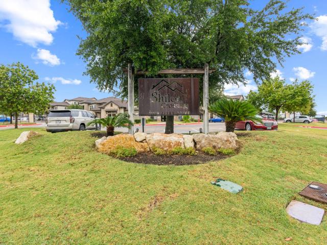 1 BR, 1 BA Apartment 11119 Kirby Dr Unit 4 424, Laredo, TX 78045