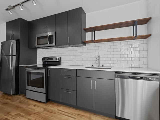 1 BR, 1 BA Apartment 1111 East Pine Street Unit 208, Seattle, WA 98122