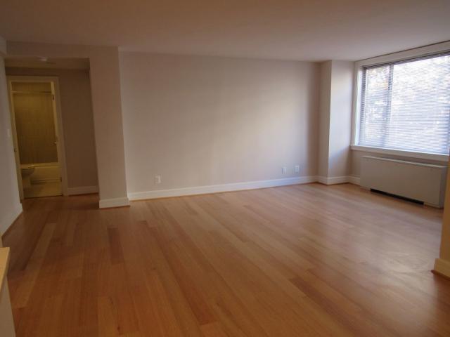 1 BR, 1 BA Apartment 1112 M St NW Unit 1003, Washington, DC 20005