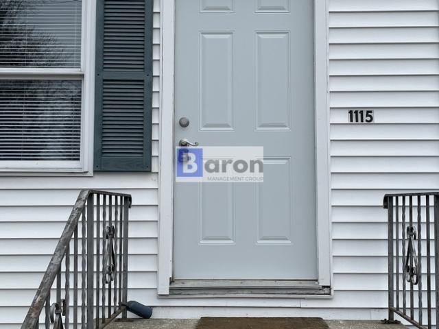 1 BR, 1 BA Apartment 1115 S Spring St, Mishawaka, IN 46544