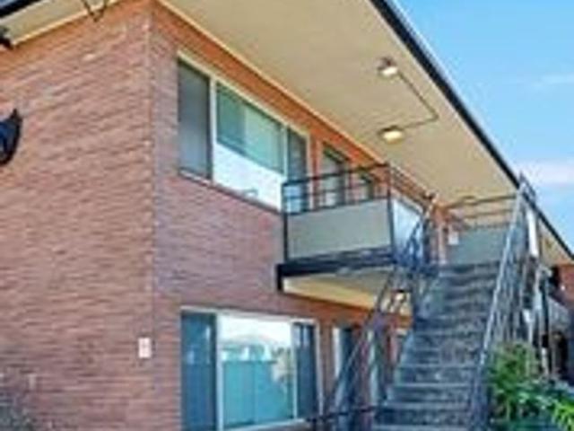 1 BR, 1 BA Apartment 1115 South Atlantic Street, Seattle, WA 98134