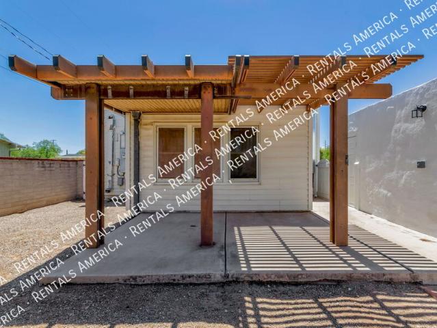1 BR, 1 BA Apartment 1119 E Silver St, Tucson, AZ 85719