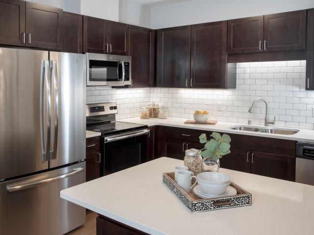 1 BR, 1 BA Apartment 11229 Cedar Pointe Drive North Unit 11330, Hopkins, MN 55305